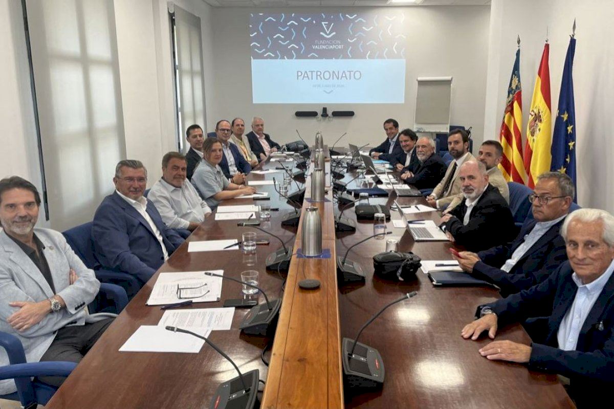 Innovation & Training in Ports, Transport & Logistics La Fundación ...